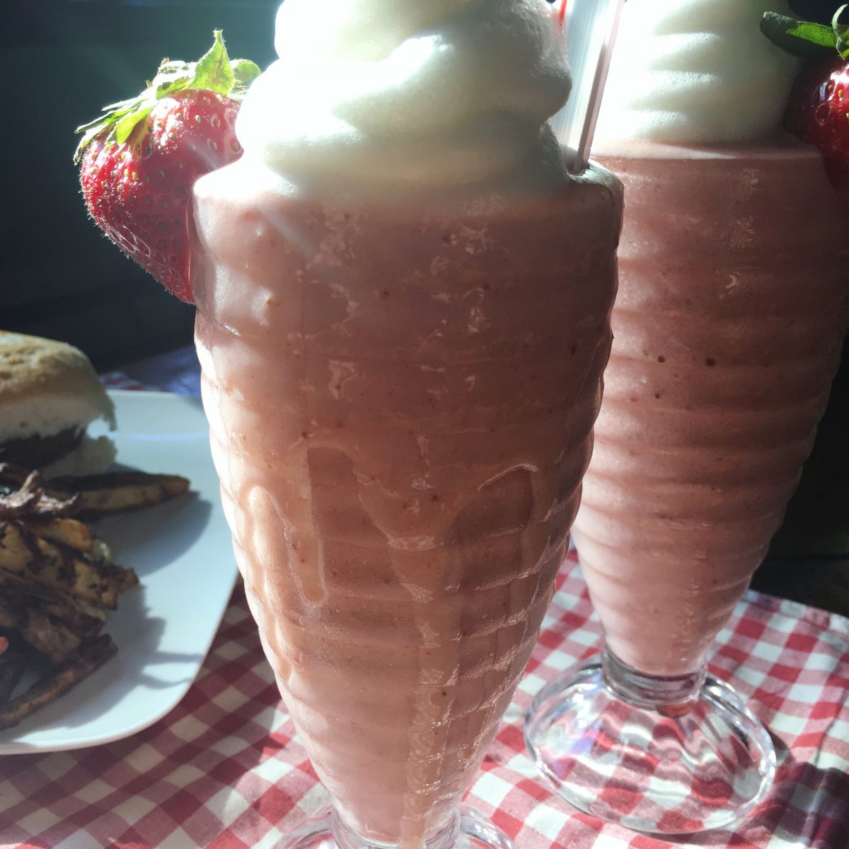 Vegan Strawberry Milkshake – Bunny's Bite