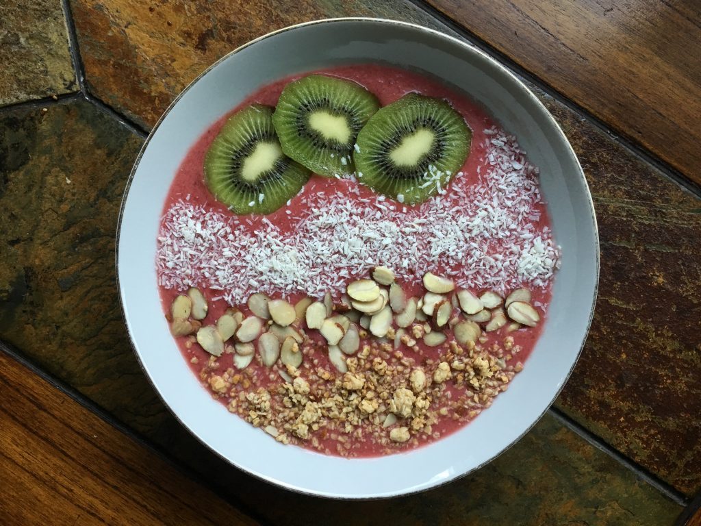 Watermelon Raspberry Smoothie Bowl (V/GF) – Bunny's Bite