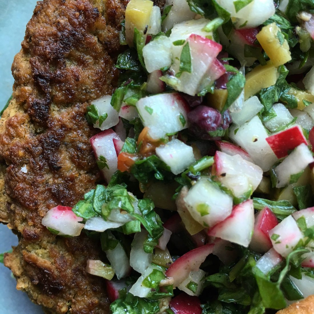 Arugula Radish Burgers with Arugula Radish Tapenade (V/GF) – Bunny's Bite